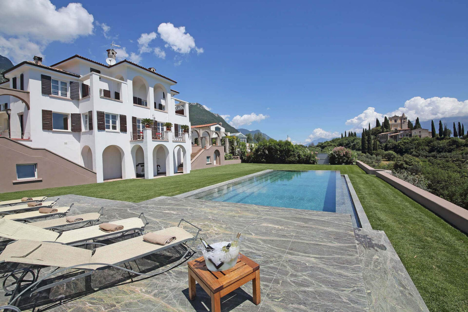Villas in the Italian Lakes with swimming pools | The Lake Garda Villa ...