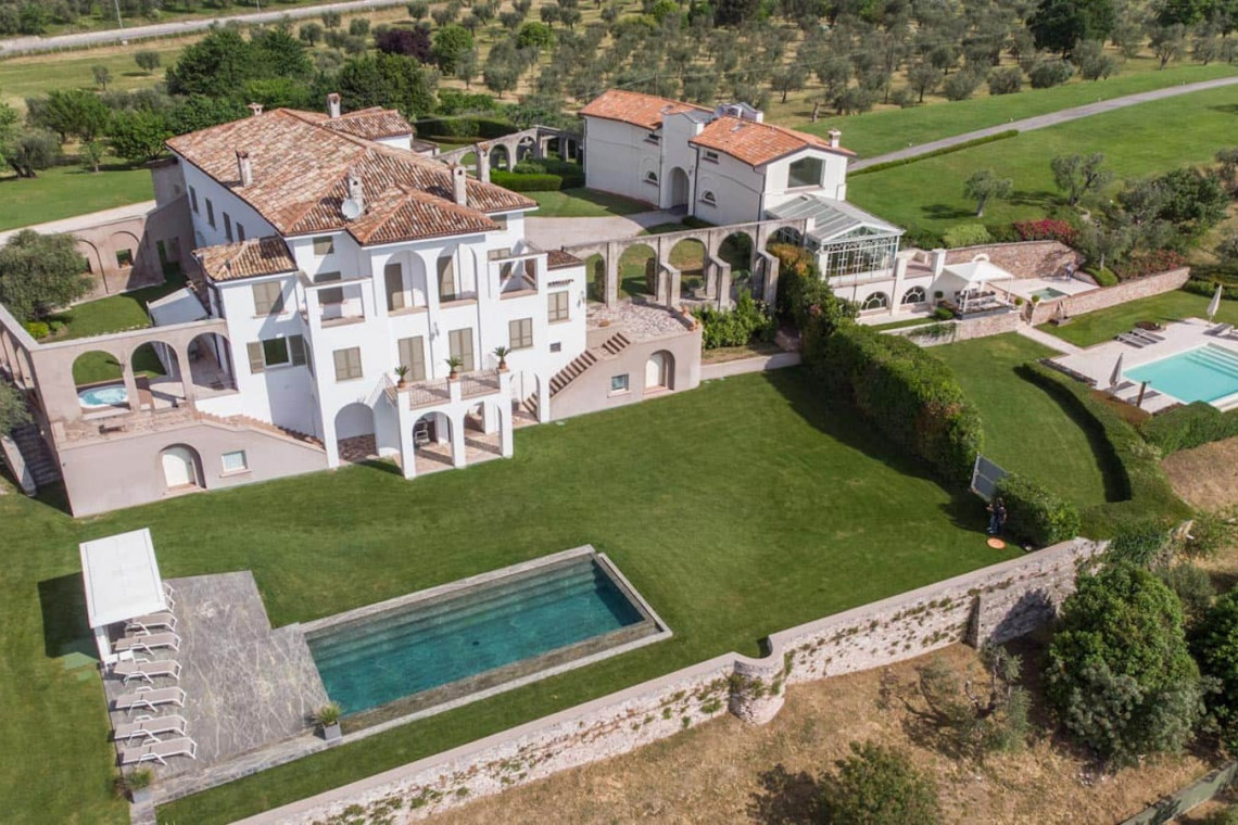 Luxury villa rentals Lake Garda, Italy | The Lake Garda Villa Company