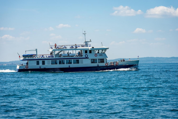 Lake Garda Ferries Guide | How to use the ferry service on Lake Garda
