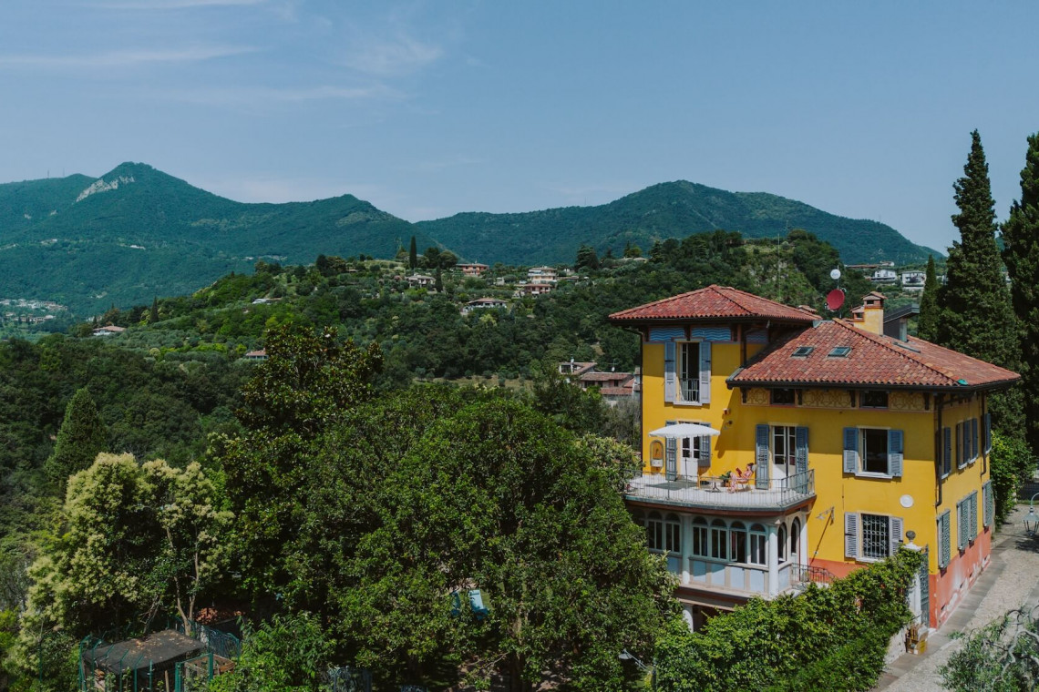 Villas in the Italian Lakes with swimming pools | The Lake Garda Villa ...